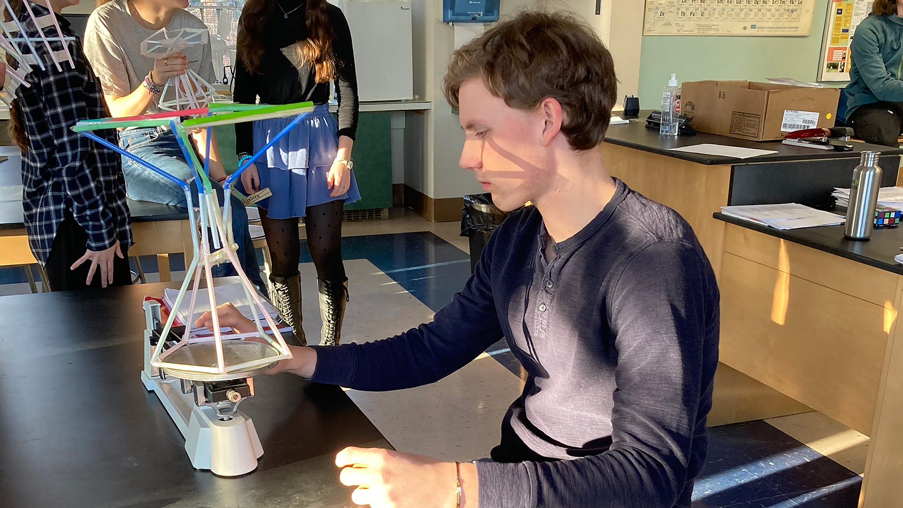 Physics Intensive students compete in a fun design contest - Waynflete ...